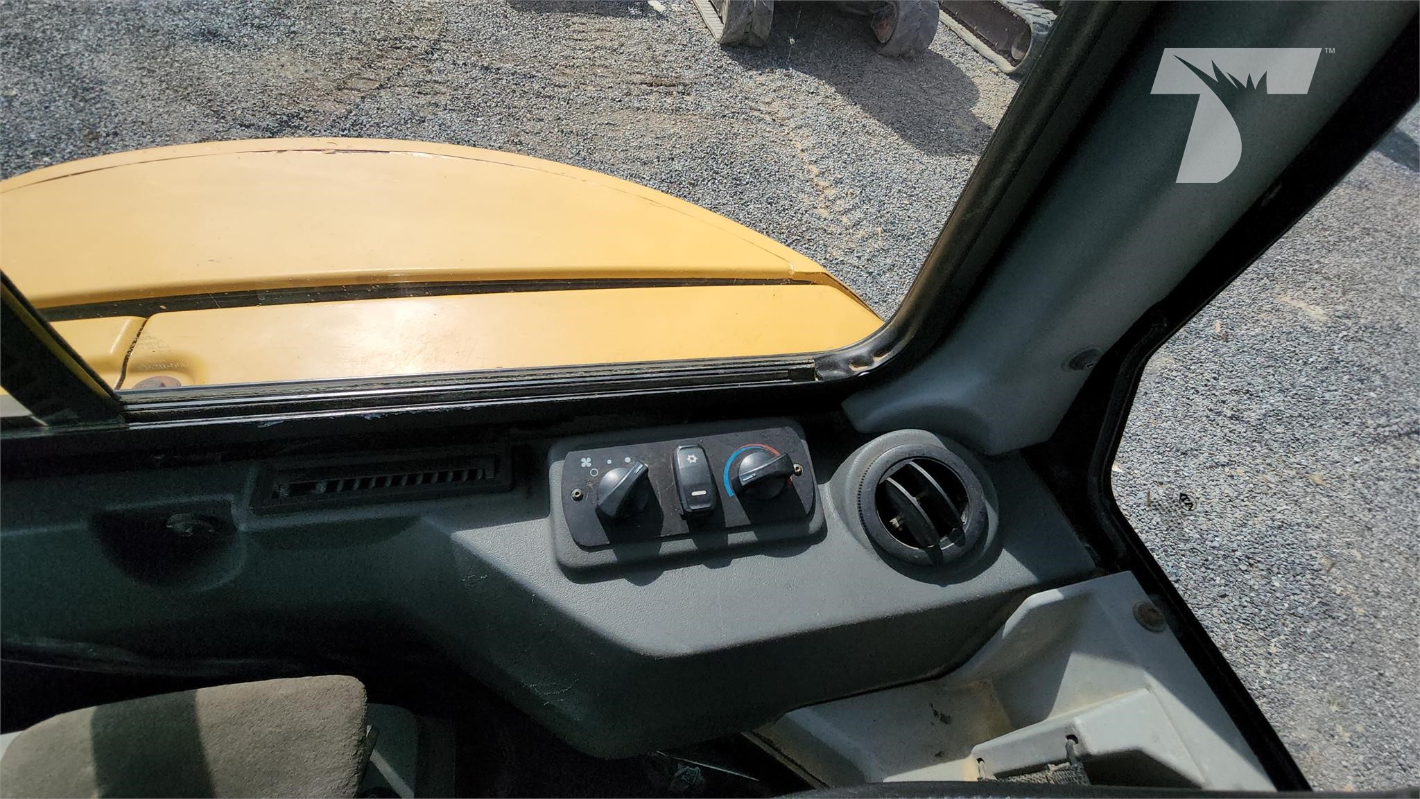 MSS TRAILERS & TRUCKS